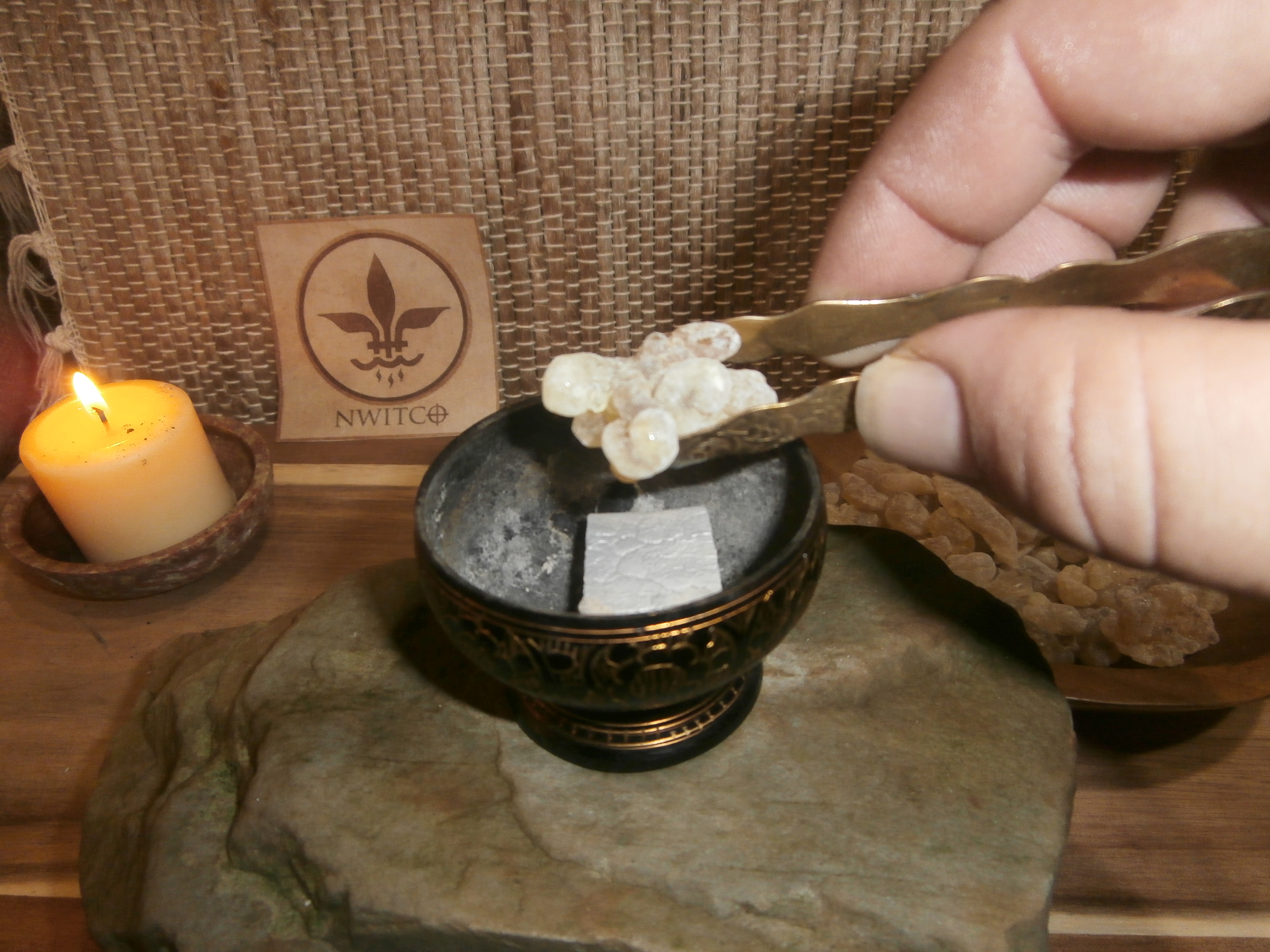 How to Burn Frankincense – Frankincense Information